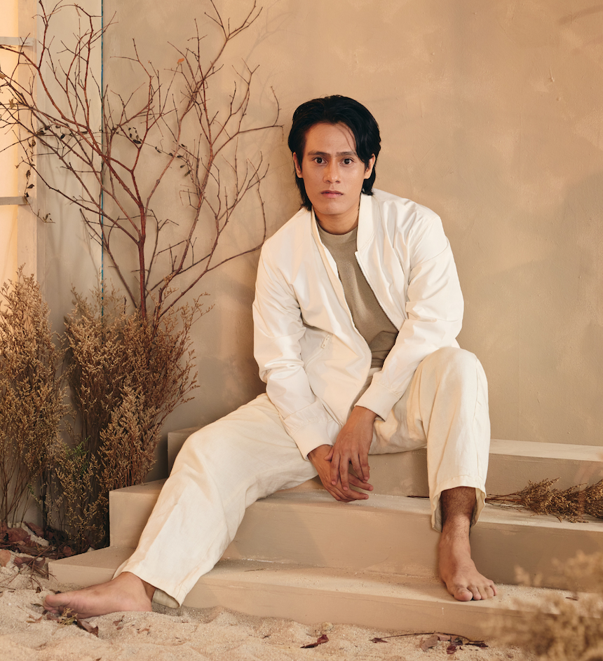 Sharul Kamal sertai Rocketfuel Entertainment: hadir dengan single “Emas” & OST “Bayangan”