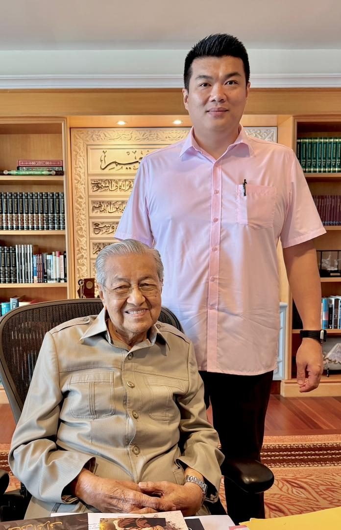 Tun M nasihatkan Albert Tei hubungi media dedah skandal rasuah Sabah