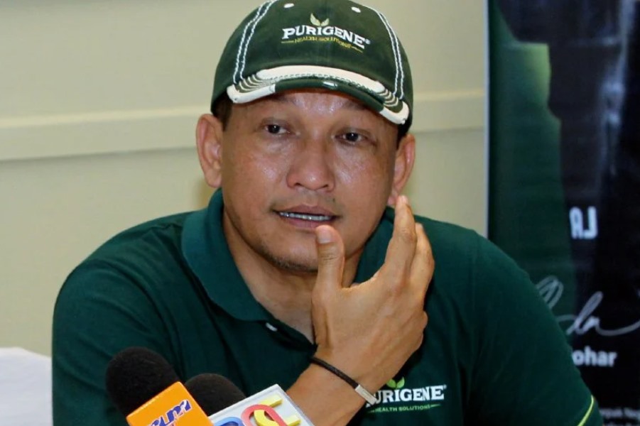 Adakah kerana Azlan Johar sertai Pas dia direhatkan sebagai pengulas ...