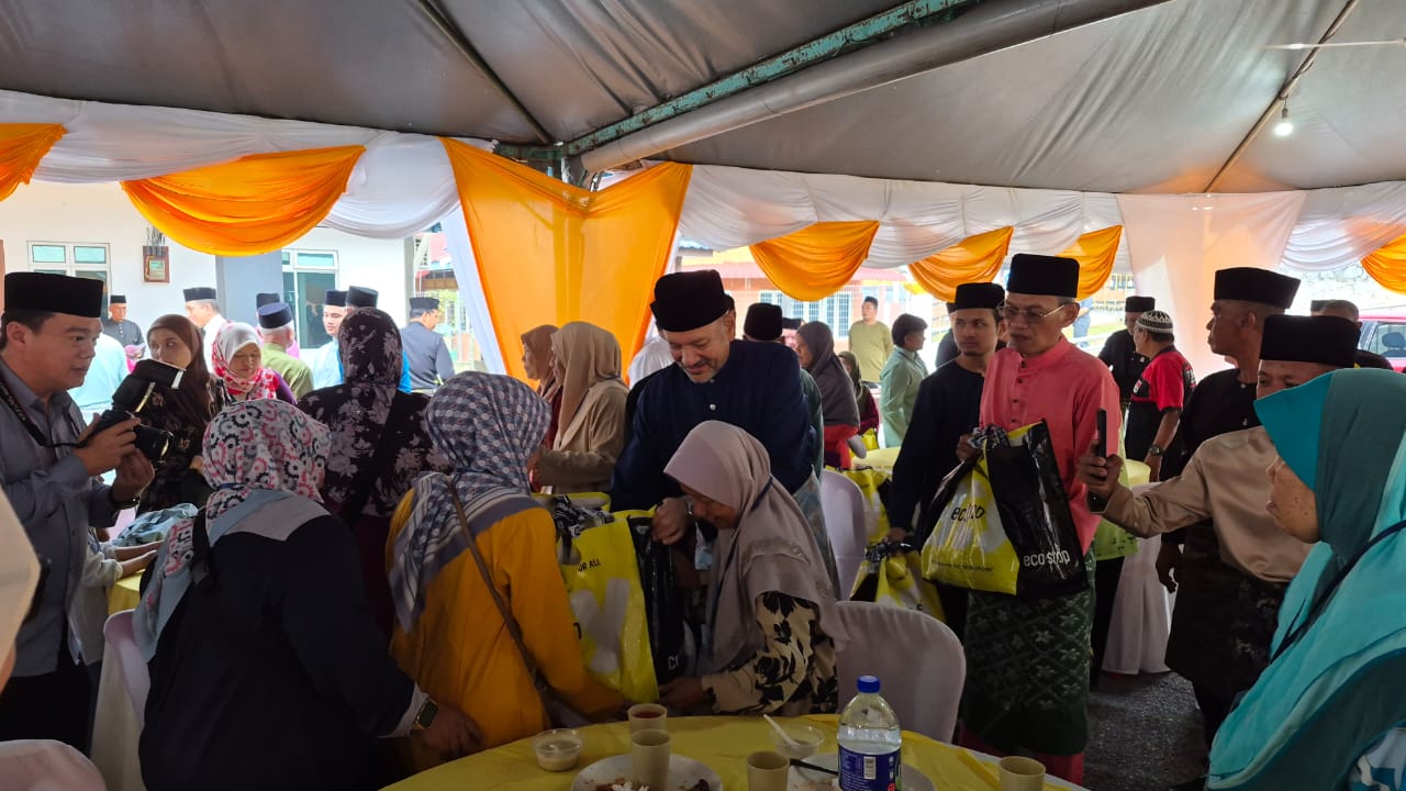 Tuanku Nadzaruddin berkenan mencemar duli ke Luak Jelebu, tunaikan ...